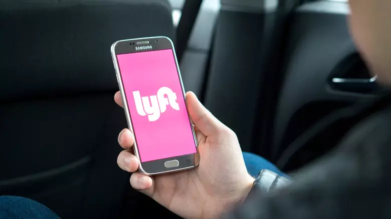 Appka Lyft ee taleefanka gacanta