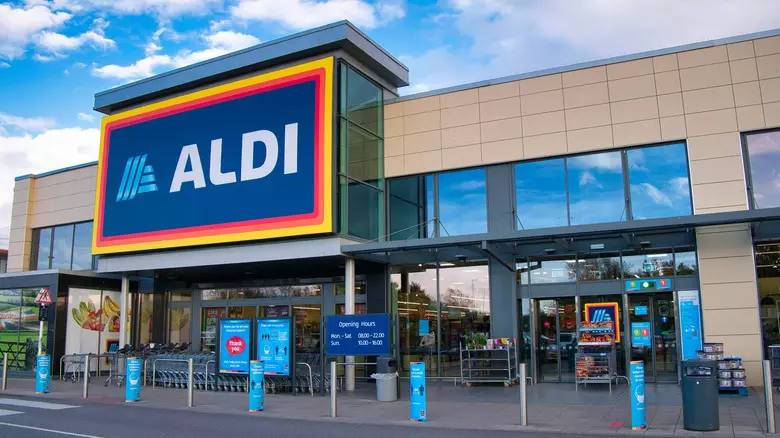 Aldi winkel buitekant