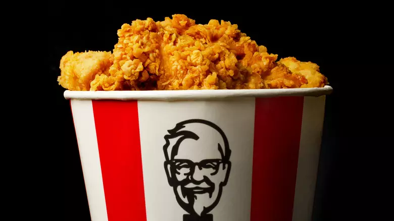 KFC vedierko kuracieho mäsa