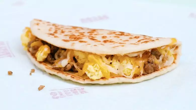 Ee a Kéis Frühstück mëll Taco