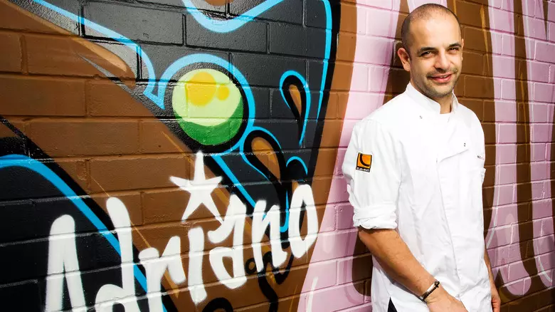 Adriano zumbo tókàn si ita aworan