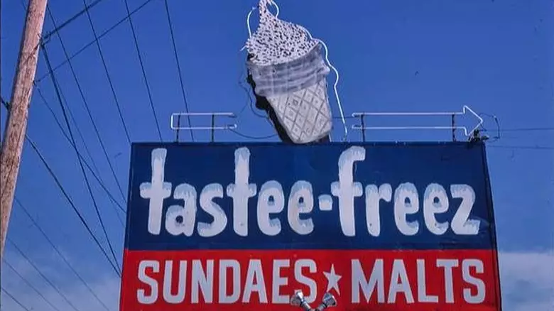 Tastee-Freez Sign Tulsa Оклахома