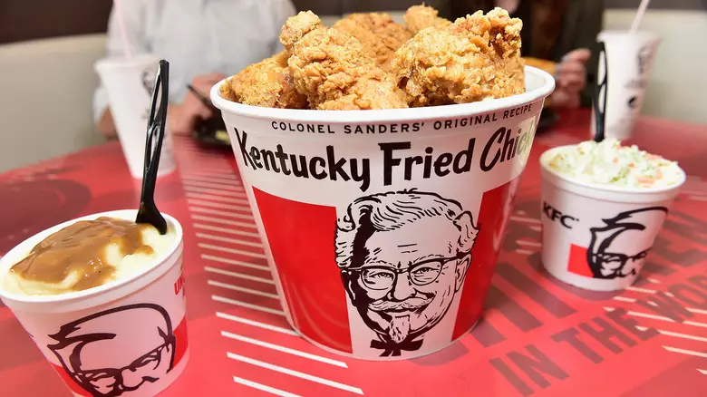 Τηγανητό κοτόπουλο Kentucky (KFC)