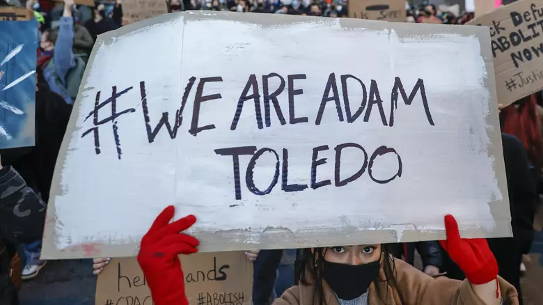 Adam Toledoren aldeko protesta martxa