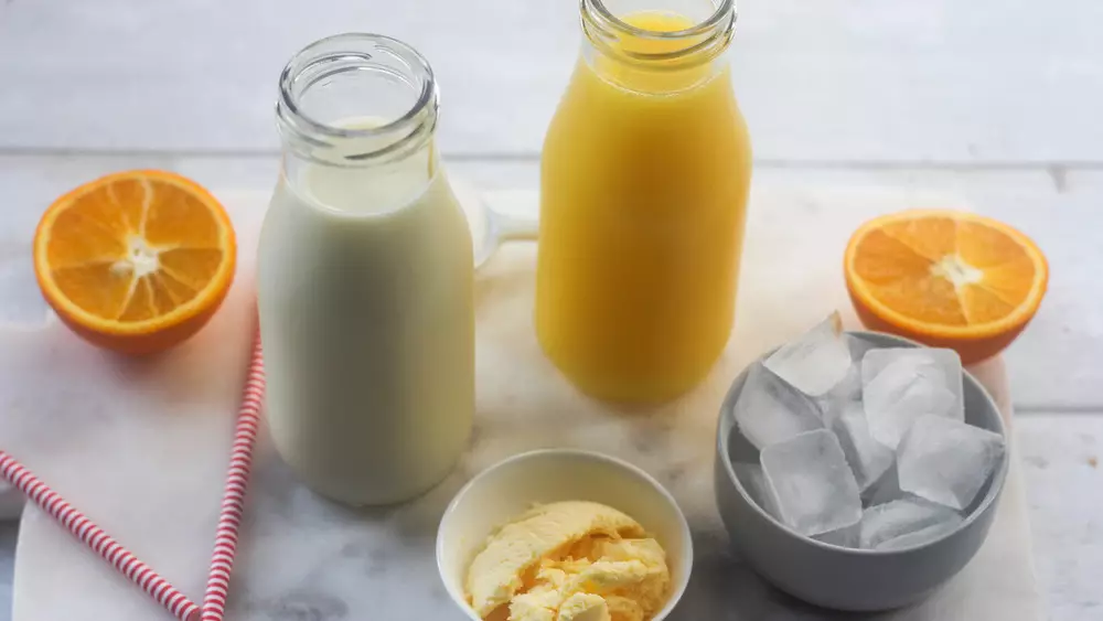 malzemeyên ji bo recipe Orange Julius