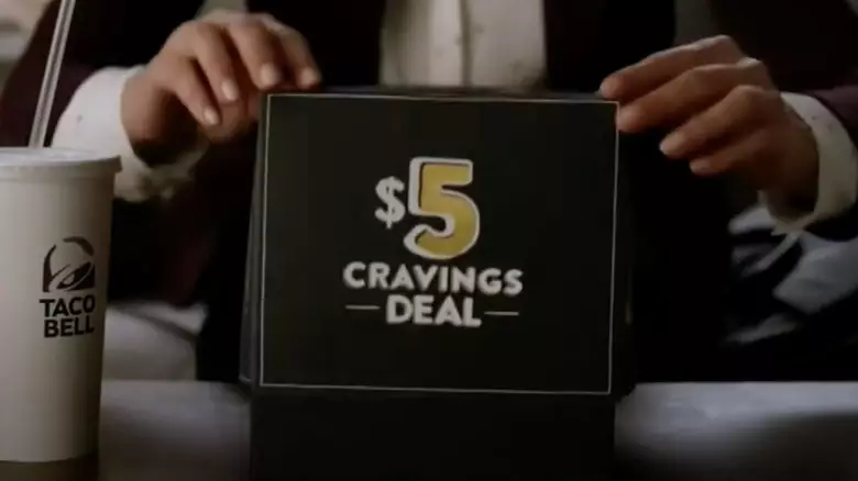 Taco Bell $ 5 Cravings Box reklama