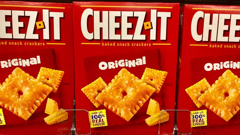 Cheez It Crackers kastītē