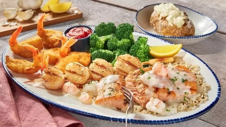 Die Red Lobster Mariner's Feast-spyskaartaanbieding