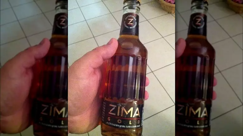 hand holding zima gold