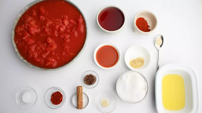 ingrediente pentru ketchup picant