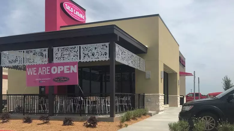 Taco Cabana патио