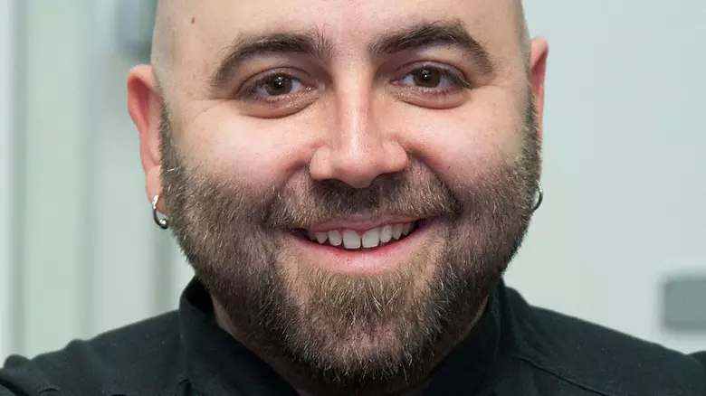 Duff Goldman mỉm cười