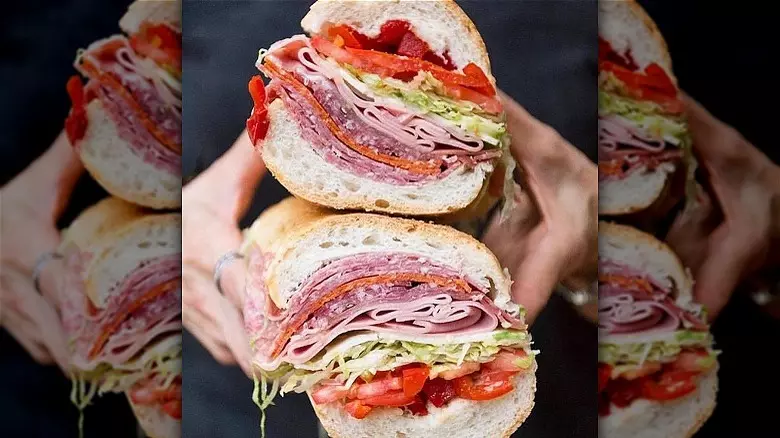 Sal Kris & Charlie's Deli Nyc Astoria combo итолиёвӣ