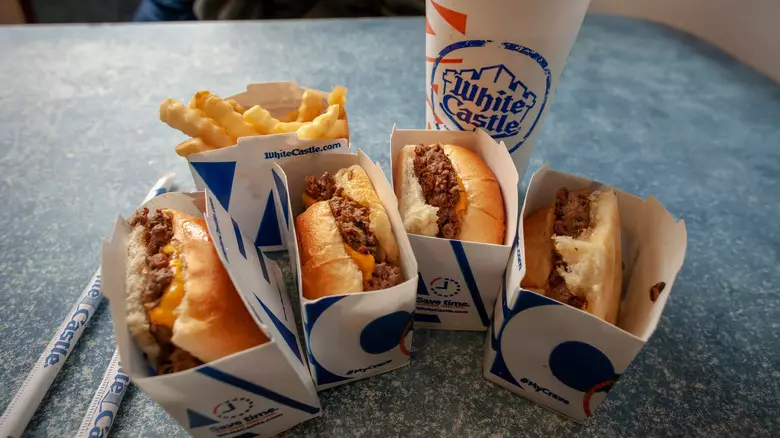 White Castle burgers ma falai