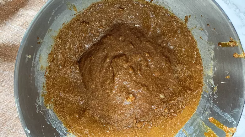 තෙත් අමුද්රව්ය gingerbread කුකීස්