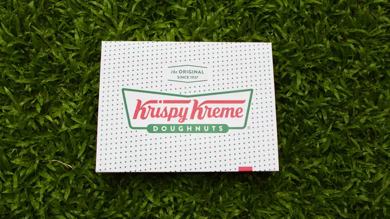 Kotak Krispy Kreme