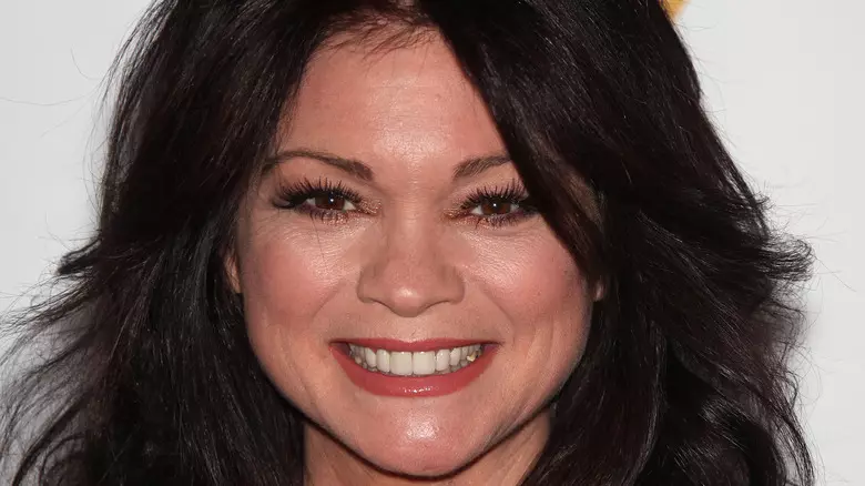 Valerie Bertinelli glimlag op rooi tapyt