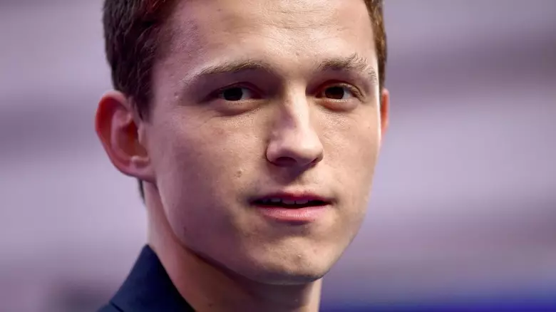 Tom Hollanda yakın çekim