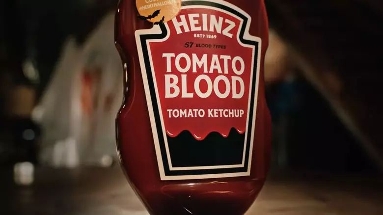 ຕຸກຂອງ Heinz Tomato Blood