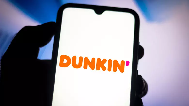 Aplikacioni Dunkin në telefon