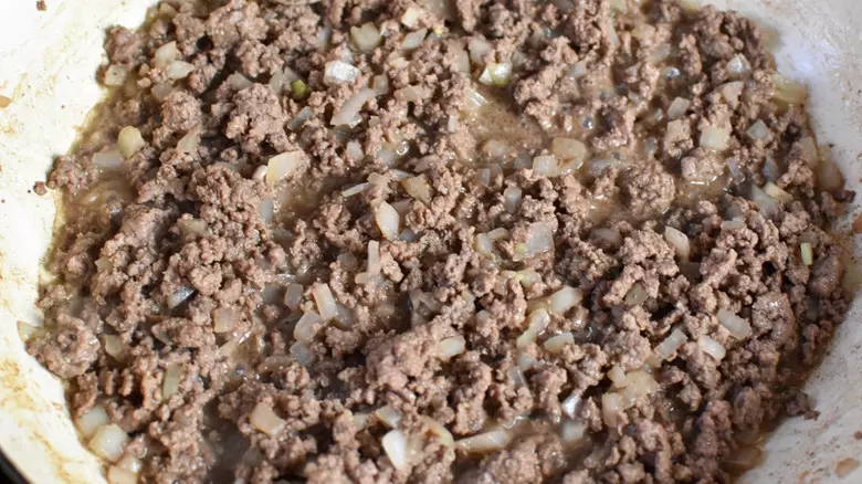 sautéing isi cheeseburger