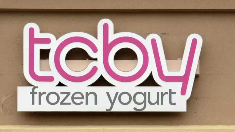 ვარდისფერი tcby გაყინული იოგურტის ნიშანი