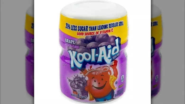 Ngwakọta ihe ọṅụṅụ mkpụrụ vaịn Kool-Aid