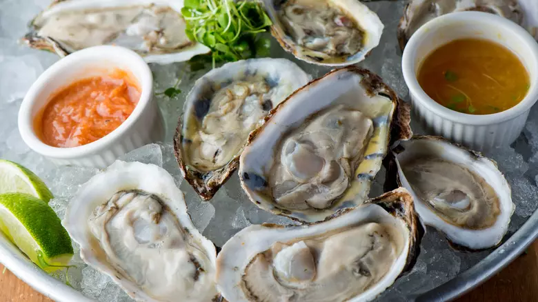 Oysters mignonette