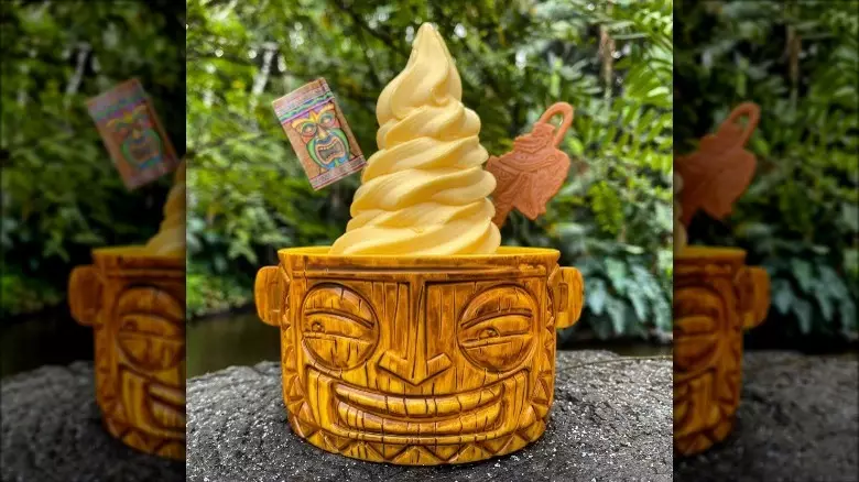 Mango Dole Whip i en tiki-kopp