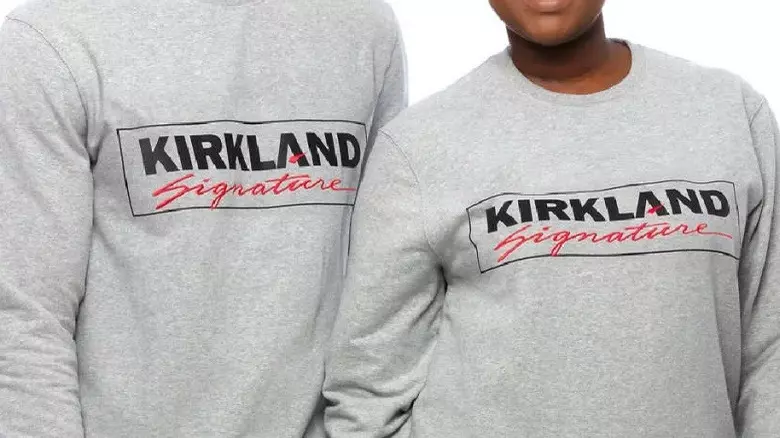 Kirkland Signature unisex logo sweatshirt