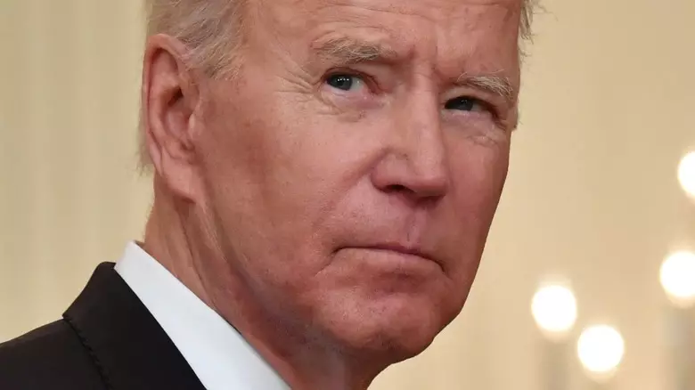 Gipataas ni Presidente Joe Biden ang kilay