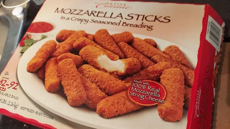 Petite Cuisine Mozzarellasticks von Costco