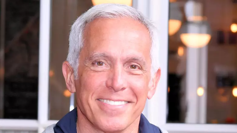 UGeoffrey Zakarian eduze kobuso