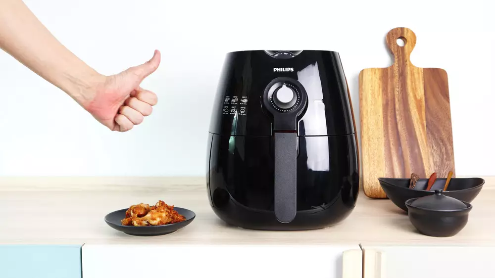 clean air fryer yakagara pakitchen counter