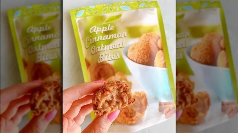 padagang Joe urang Apple Cinnamon Oatmeal bites