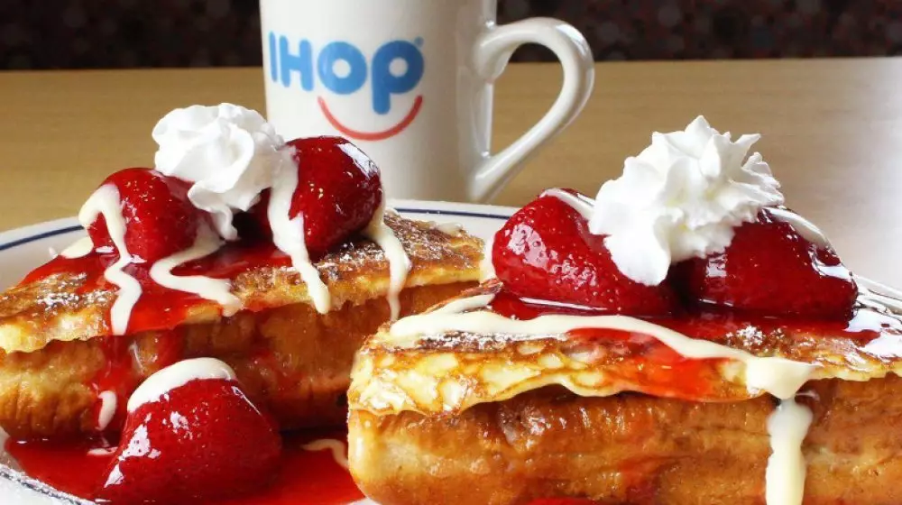 IHOP įdaryti prancūziški skrebučiai