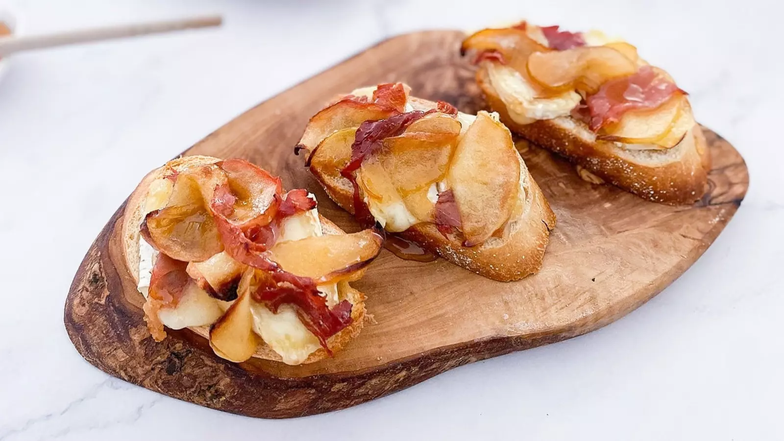 Oideas Crostini Mil Mil Brie