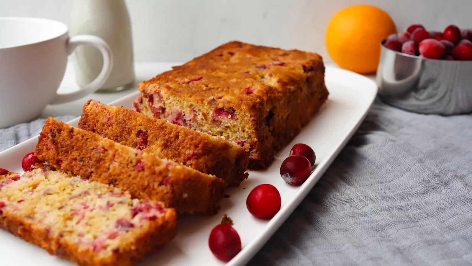 Receita de pão úmido de cranberry