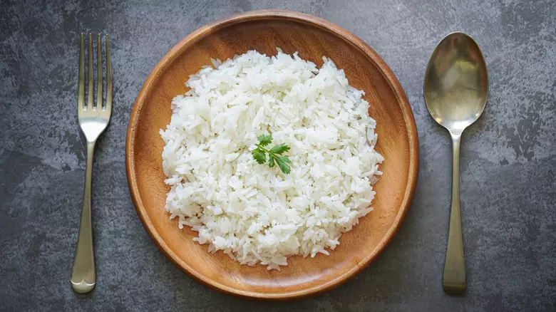 Arrozaren goitik beherako ikuspegia