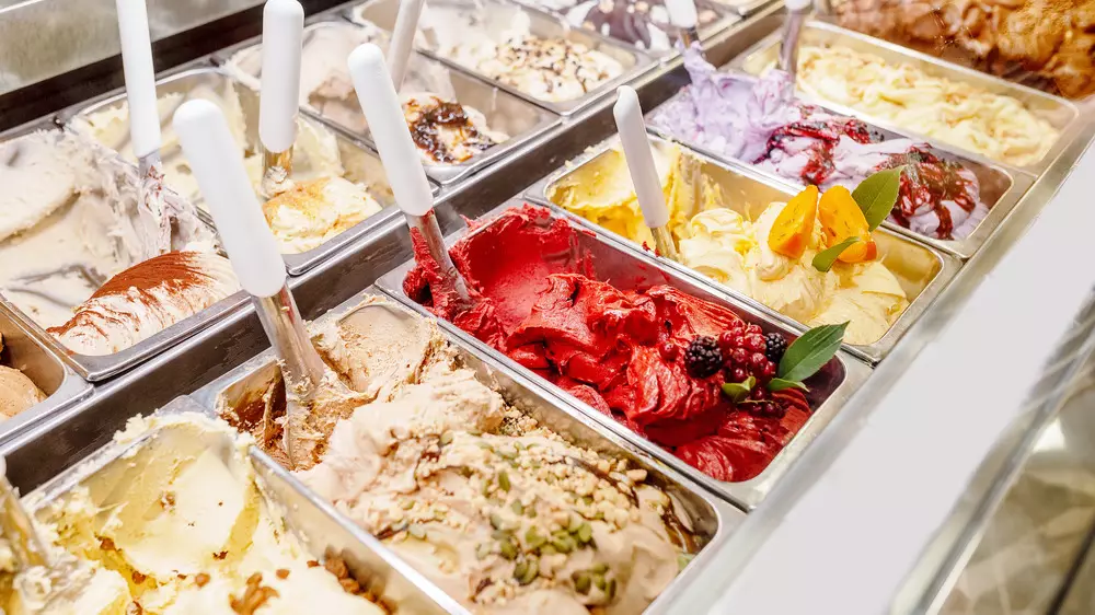 Blasau gelato yn cael eu harddangos