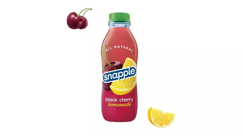 Лимонад с черной вишней Snapple