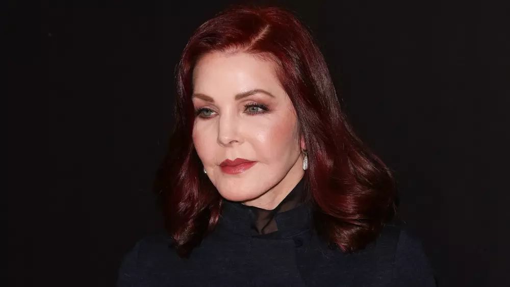 Priscilla Presley'in resmi