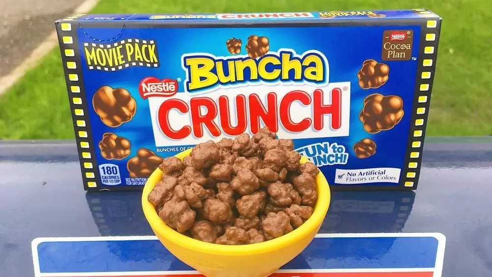 kutija Buncha Crunch-a sa komadićima u zdjeli