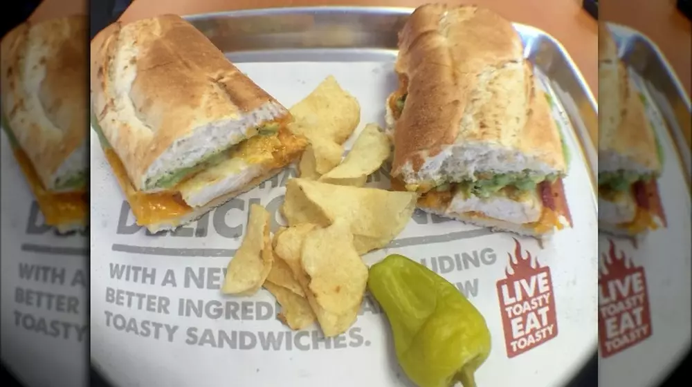 Sandwich di pollo del sud-ovest di Quiznos