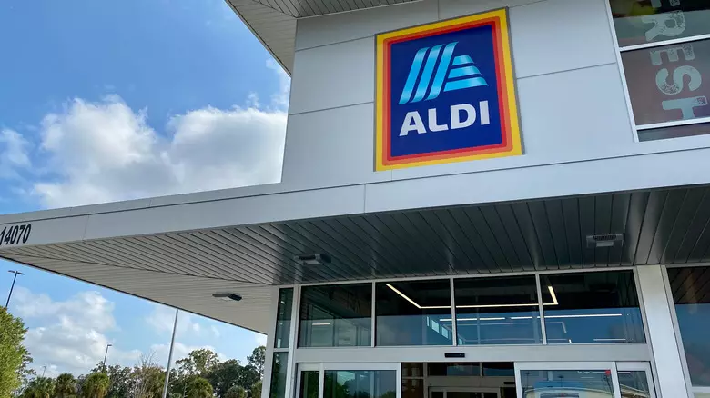 Ofbylding fan Aldi supermarkt