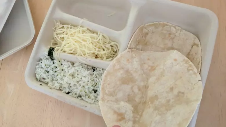 Mâncare pentru copii quesadilla cu brânză Chipotle