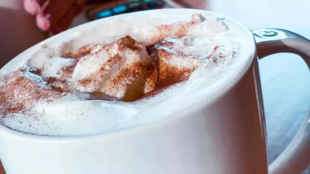 Starbucks Snickerdoodle karstā šokolāde