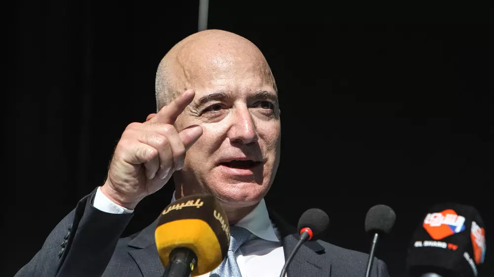 Jeff Bezos jitkellem