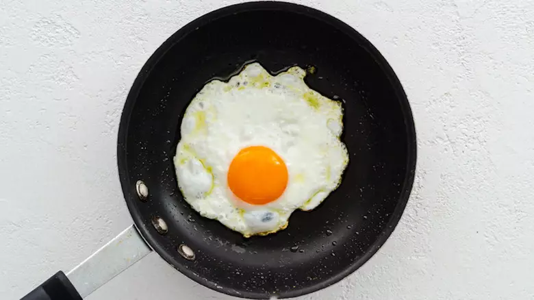 telur goreng untuk telur Turki