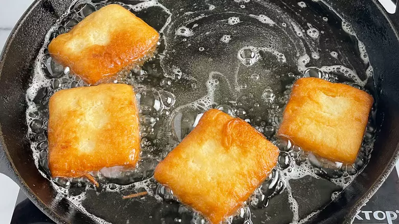 rosquillas fritindo